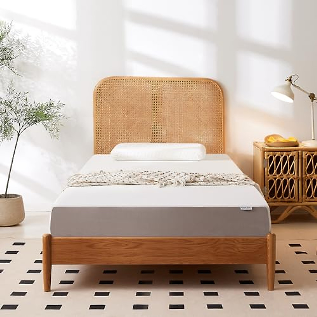 Amazon Basics HKSP01008F Plush Memory Foam Bed Mattress, Full, White/Grey, 75 x 54 x 8 inches