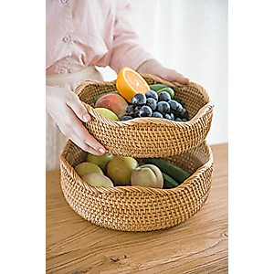 HITOMEN Handmade Rattan Bread Baskets Round Wicker Fruit Serving Storage Bowls, Natural Woven Decorative Kitchen Counter Organizing (Honey Brown) Set of 3