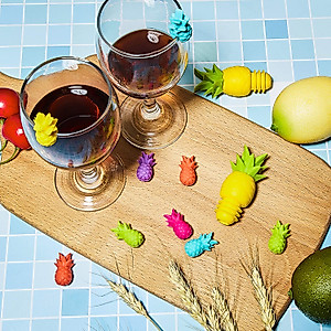 14 Pieces Pineapple Silicone Bottle Stopper Wine Glass Markers, Silicone Charms and Wine Stoppers Reusable Beverage Bottle Stoppers Tropic Wine Glass Charms for Wedding Party Gift