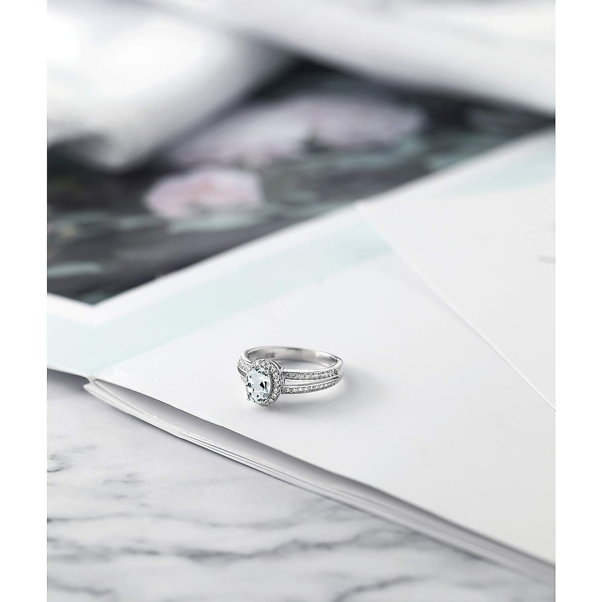 Gem Stone King 925 Sterling Silver Sky Blue Aquamarine Gemstone Birthstone Women Ring (1.03 Cttw, Oval 7X5MM, Available 5,6,7,8,9) (Size 9)