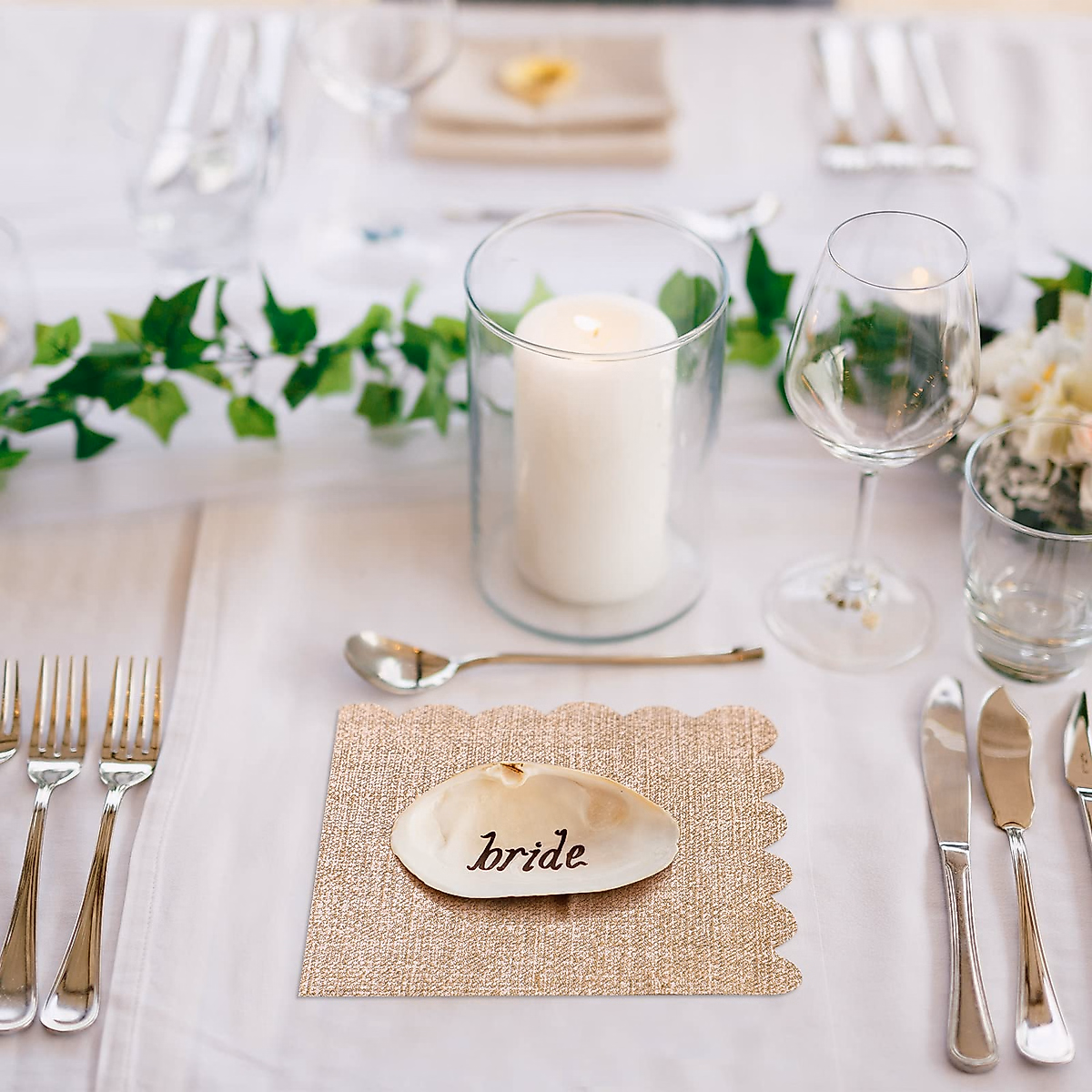 Panelee 100 Pcs Burlap Cocktail Dessert Napkins Bulk Rustic Scalloped Paper Napkins Decorative Party Disposable Hand Towel for Wedding Baby Shower Dinner Birthday, 5 x 5 Inch