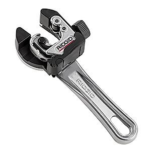 RIDGID 32573 Model 118 2-in-1 Close Quarters AUTOFEED 1/4" to 1-1/8" Metal Tubing Compact Cutter, Silver/Black