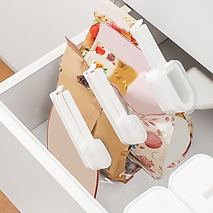 PLGEBR Food Bag Sealing Clip with Pour Spout,Food Storage Sealing Clips with Pour Spouts,Food Bag Spout Clip,Kitchen Food Bag Clips,Plastic Cap Food Clips,Suitable for Small Particle Food,Liquid