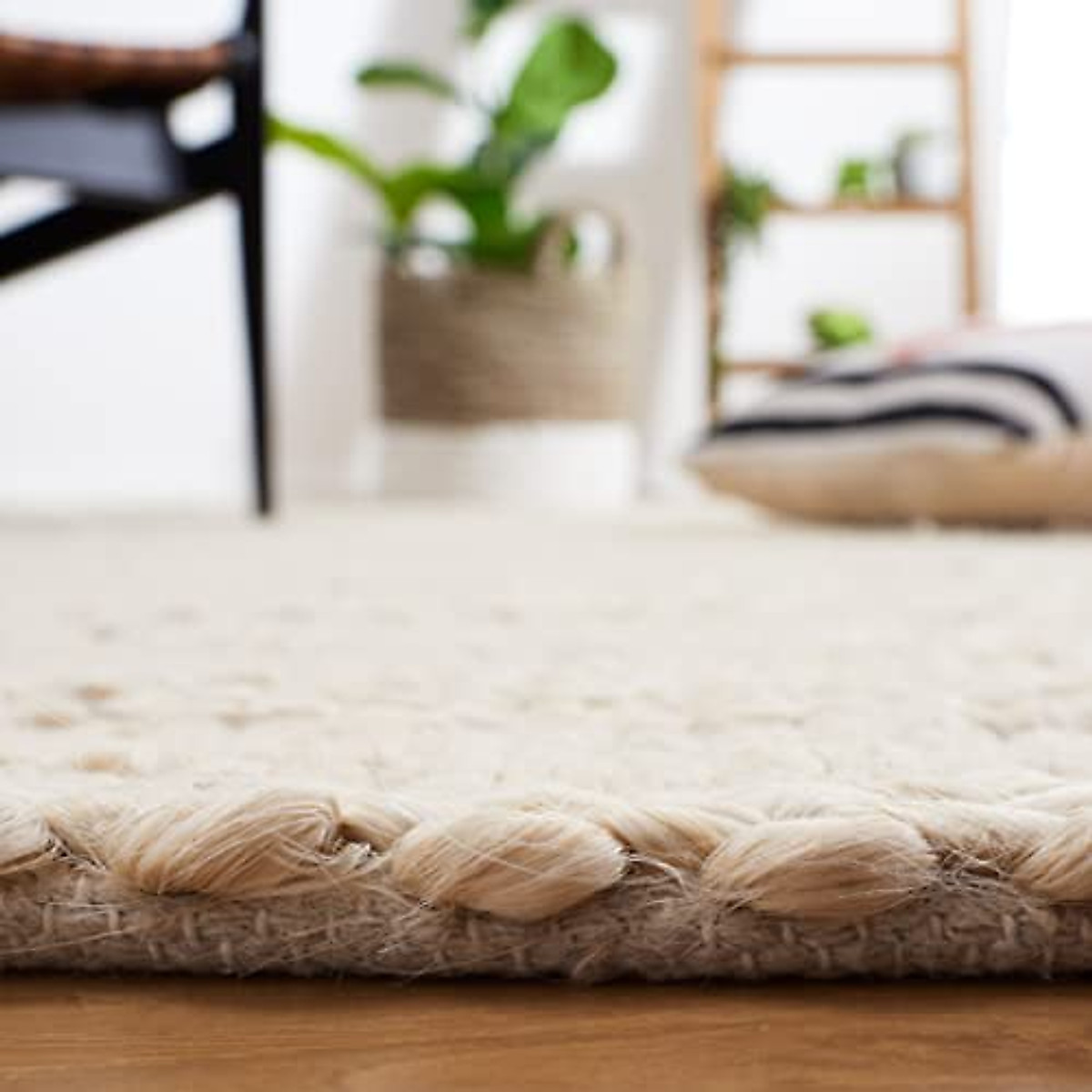 SAFAVIEH Natural Fiber Collection Area Rug - 8' x 10', Bleach, Handmade Braided Woven Jute, Ideal for High Traffic Areas in Living Room, Bedroom (NF212D)