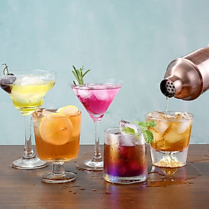 ETENS Cocktail Shaker Antique Copper & Bar Shaker, Martini Shaker Stainless Steel 24 oz with Built In Strainer for Bartending - Bartender Shaker Metal Mixed Drink Mixer | Margarita | Mixology