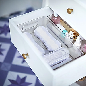 Always Xtra Protection 3-in-1 Daily Liners for Women, Extra Long, 60 CT (Packaging May Vary)