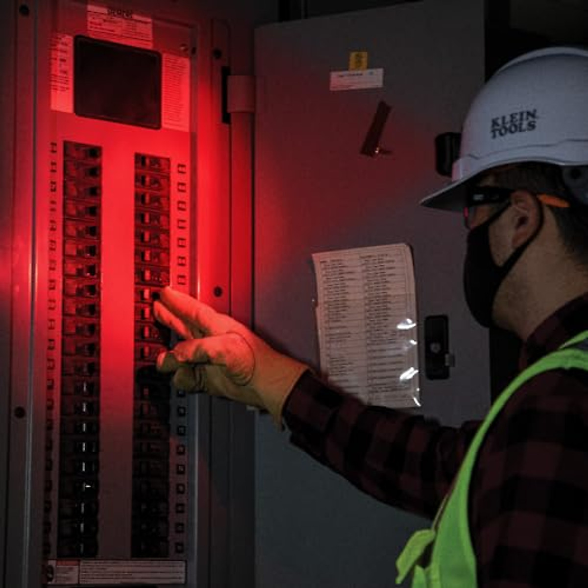 Klein Tools 56414 Rechargeable 2-Color LED Headlamp, Fabric Strap, Spotlight, Floodlight, Red LED, 800 Lumens, USB Cable, Camping, Running