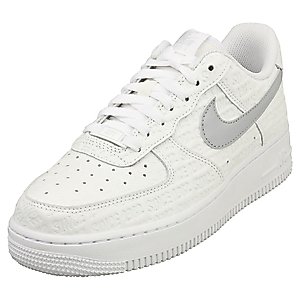 Nike AIR Force 1 07 Low Womens Fashion Trainers in Summit White - 7.5 US