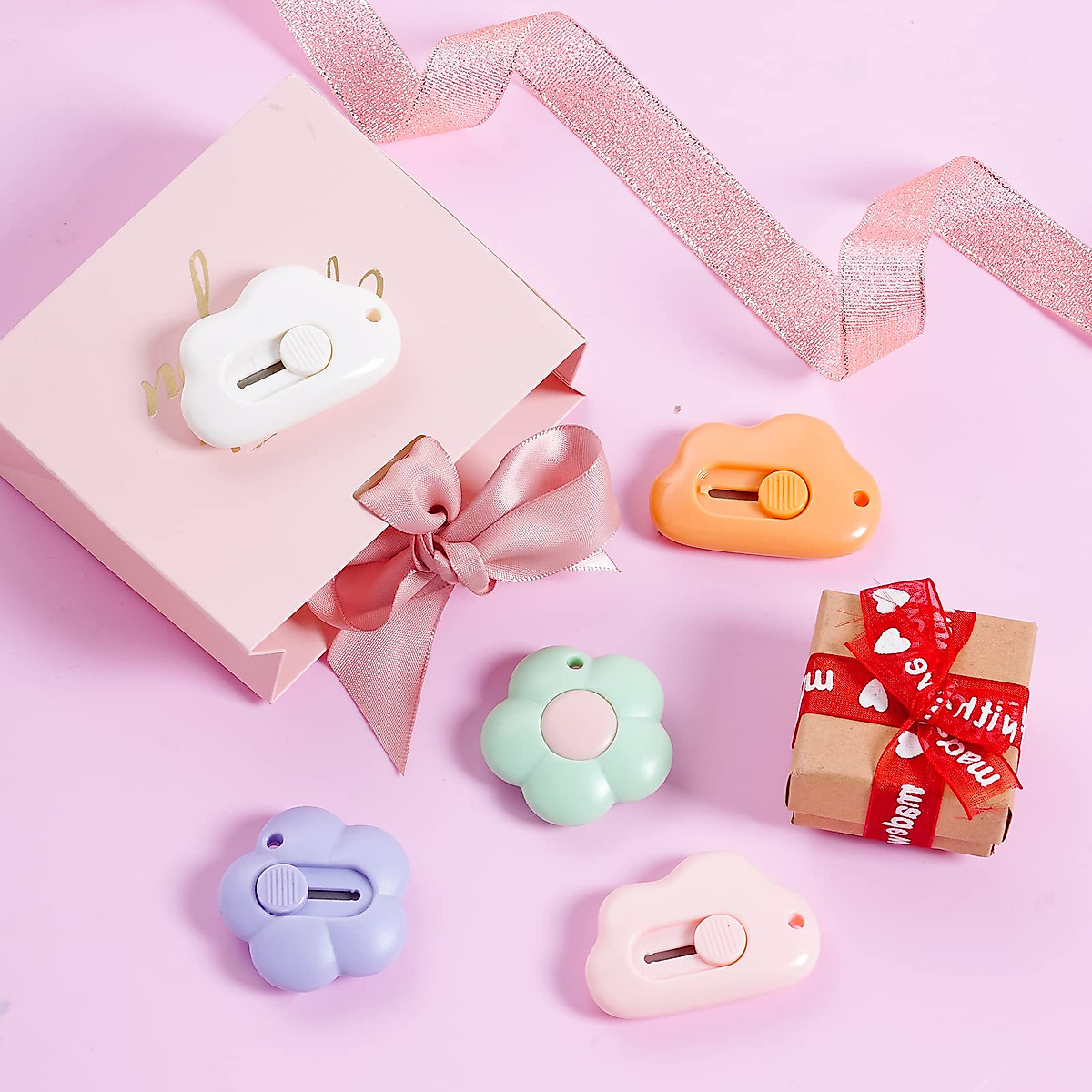 Fengek 18 Pcs Mini Retractable Utility Knife Cloud Flower Pocket Box Cutters Plastic Letter Opener Slide Open with Keychain Hole for Box Letter Envelope, 2 Shapes 9 Colors