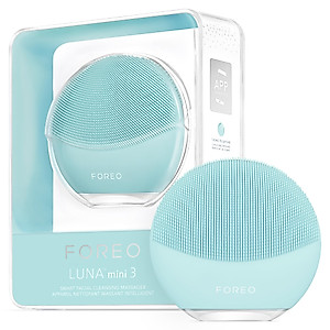 FOREO LUNA mini 3 Ultra-hygienic Facial Cleansing Brush - All Skin Types - Face Massager for Clean & Healthy Face Care - Extra Absorption of Facial Skin Care Products - Waterproof - Mint