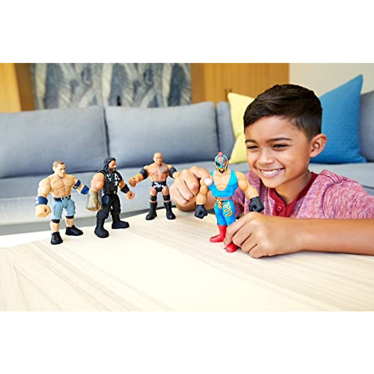 ​​WWE Basic Action Figures, Posable 5.5-inch Collectible for Ages 6 Years Old & Up