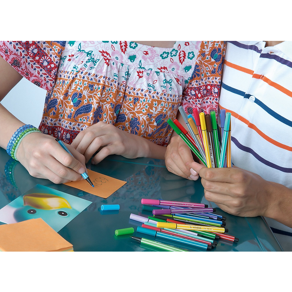 STABILO Pen 68 Mini Wallet of 18 colours - Premium felt-tip pen