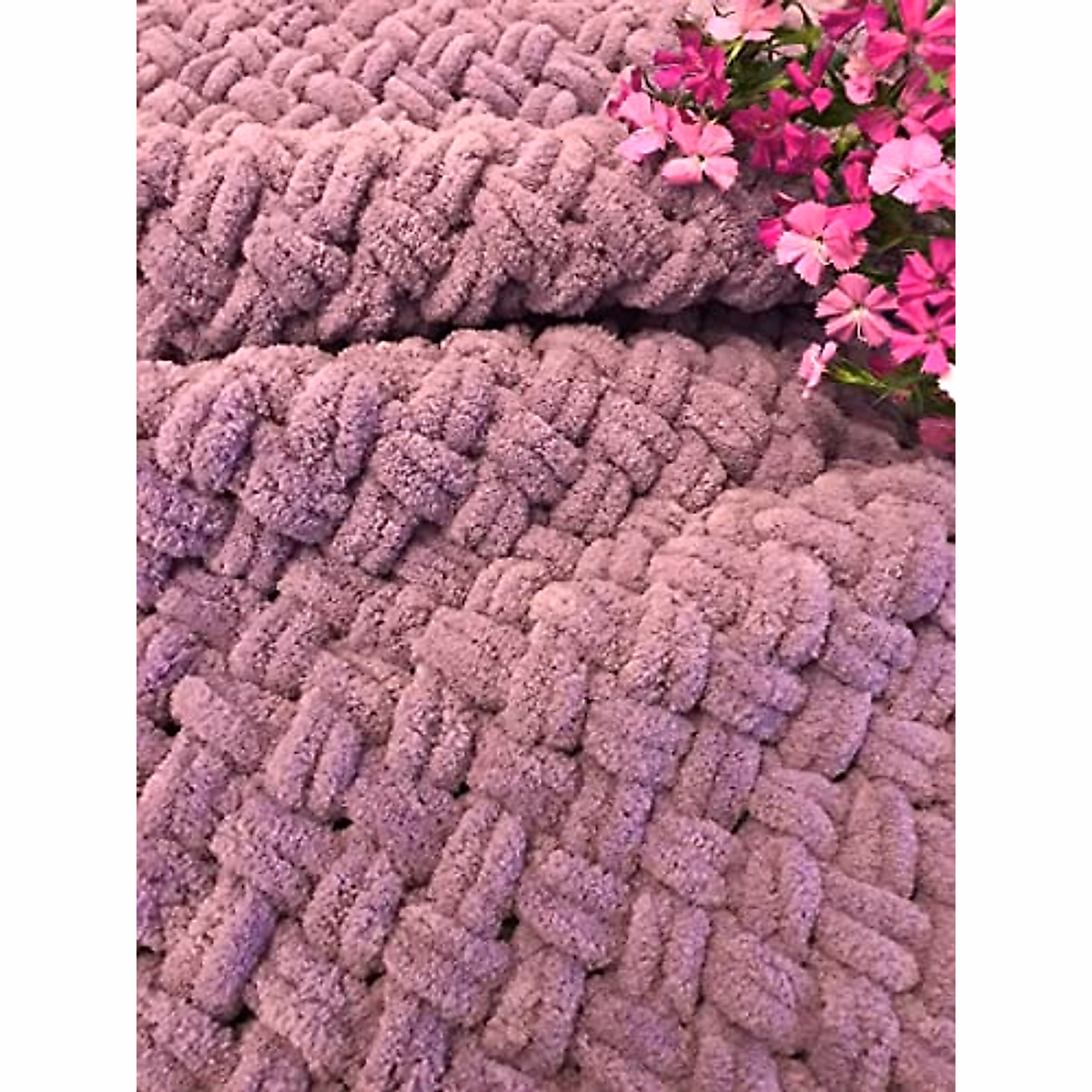 Troyarn Velvet Chenille Baby Blanket Yarn Amigurumi Yarn for Crocheting and Knitting Super Bulky 100 gr (132 yds) (10110 - Black)