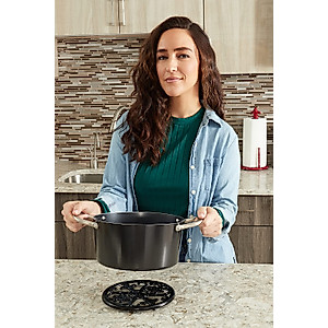 Home Basics Cast Iron Fleur De Lis Trivet