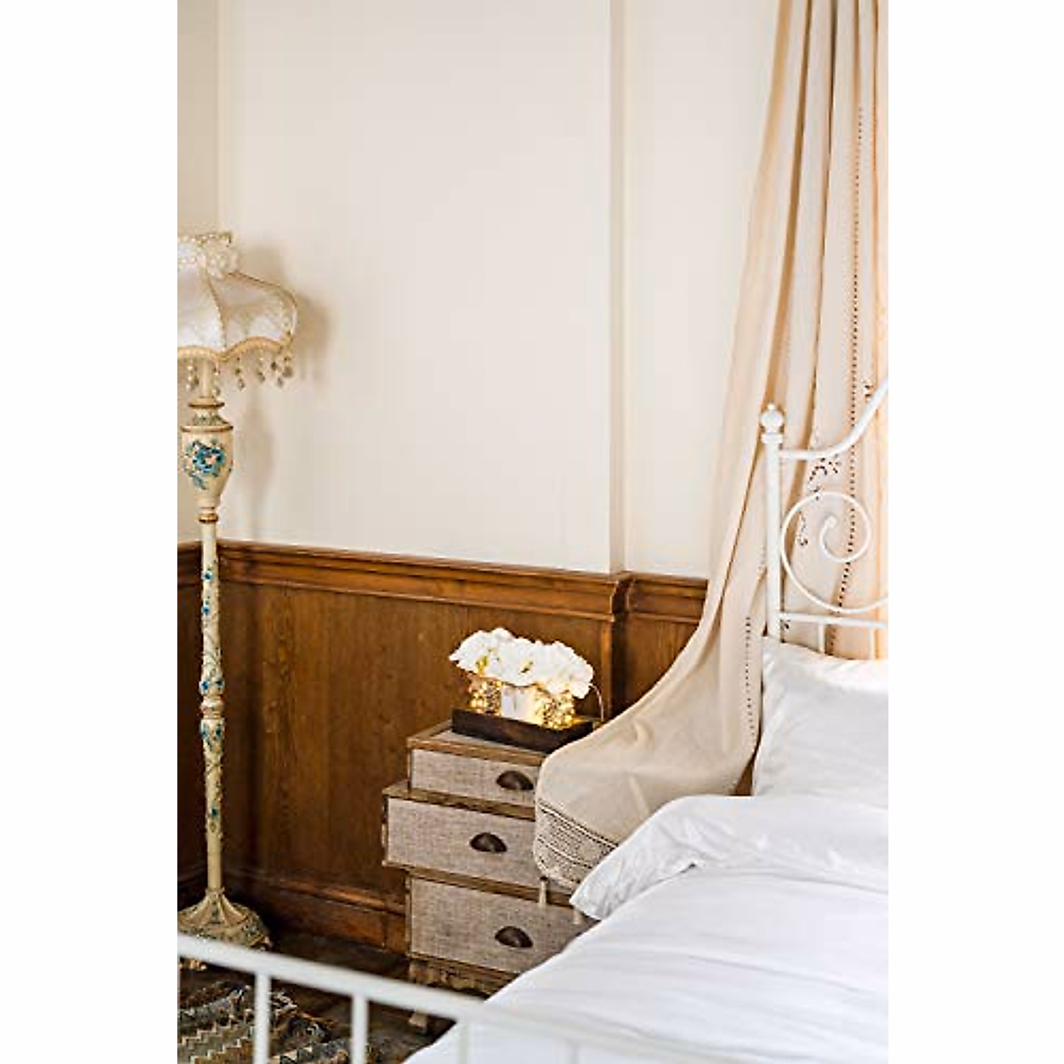 Mkono Mason Jar Table Centerpiece for Dining Room Farmhouse Lighted Dining Coffee Table Decor Wood Tray with 3 Mason Jars Table Fall Centerpiece Decor for Dining Room Bathroom Kitchen, White