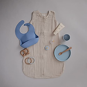 mushie Baby Wearable Blanket | 100% Organic Cotton Muslin | Sleeping Bag for Infants (Fog)