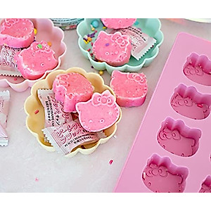 Sanrio Hello Kitty Flexible Silicone Mold Ice Cube Tray In Character Shapes | Reusable Ice Mold For Freezer