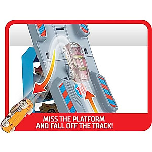 Hot Wheels Toy Car Track Set Hill Climb Champion Playset with 1:64 Scale Vehicle, Launch Uphill to Score Points & Win