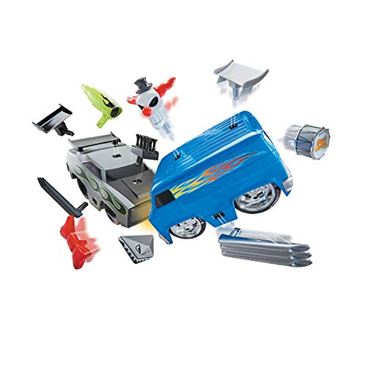 MGA Entertainment Wreck Royale Exploding Crashing 2 Pack Double Trouble Vs. King Cra$H Race Cars with 12 Mix 'N Match Explosive Parts, Multicolor, (Model: 565758)