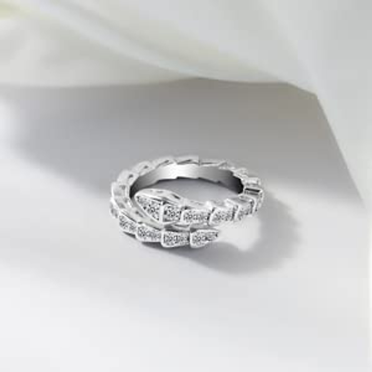 GEVOLCM Au750 Alloy Ring, Diamond Set Alloy Ring, Unique Snake Diamond Ring, Best Gift
