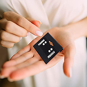 Super Z Outlet Black Velvet Plastic Display Cards for Earrings, Jewelry Accessories, 2" x 2" (100 Pk)