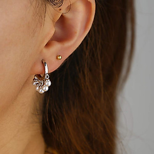 ATJMLADYJEWELRY 5 Pcs Fresh Sea Pearl Beads Elegance Fashion Women Water Pearl Charm Hoop Earring (Gold)