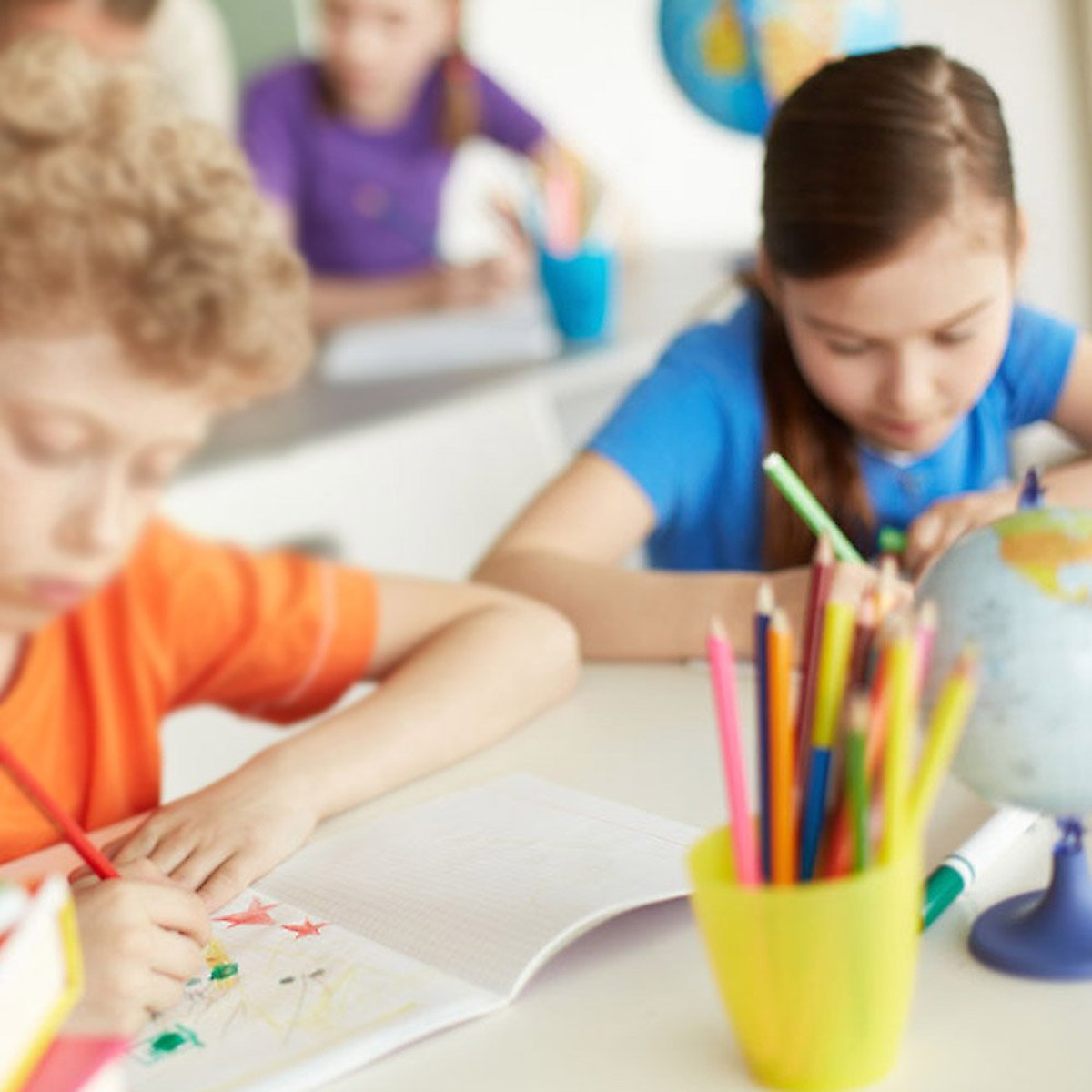 Bringsine Colored Pencils Set for Painting Drawing- 36 Colouring Pencils Leather Case Bag Coloring Book Ideal for Christmas Gifts