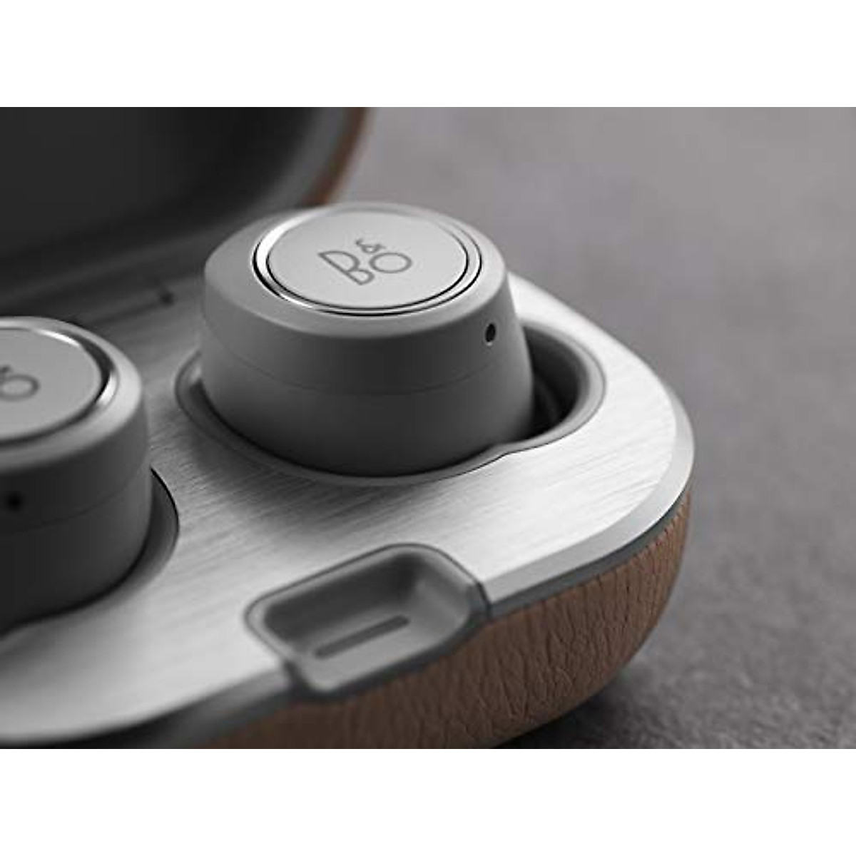 Bang & Olufsen Beoplay E8 2.0 True Wireless Earphones Qi Charging, Natural - 1646101