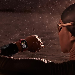 Apple Watch Series 9 [GPS 45mm] Smartwatch with Starlight Aluminum Case with Starlight Sport Band M/L. Fitness Tracker, Blood Oxygen & ECG Apps, Always-On Retina Display