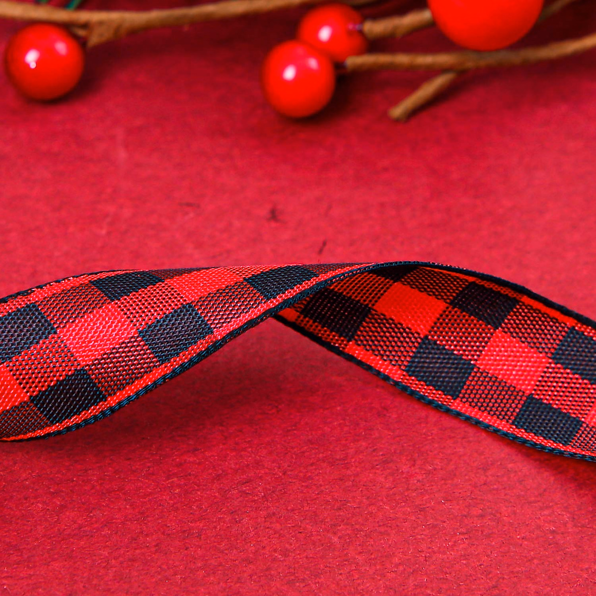 URATOT 50 Yards Red and Black Plaid Ribbon Christmas Wrapping Ribbon Gingham Plaid Ribbon for DIY Crafts Decoration, Floral Bows Craft