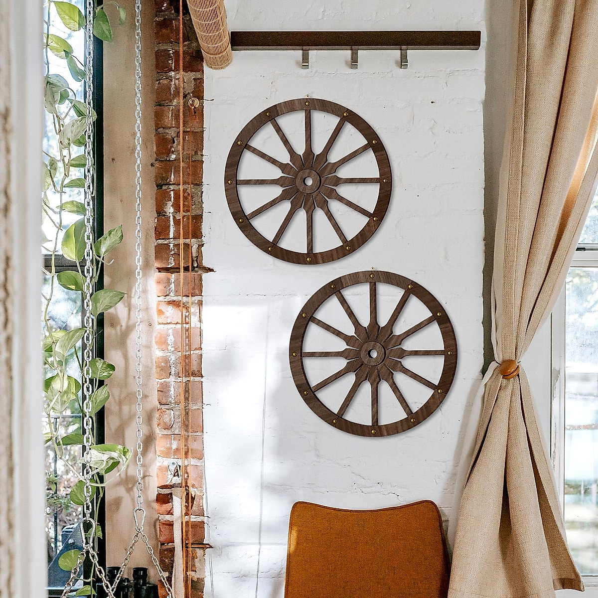 2 Pcs 12 in Farmhouse Rustic Wagon Wheel Wooden Decoration Western Cowboy Style Home Decorations with Metal Hooks 3D Structure Style (Brown 3D)