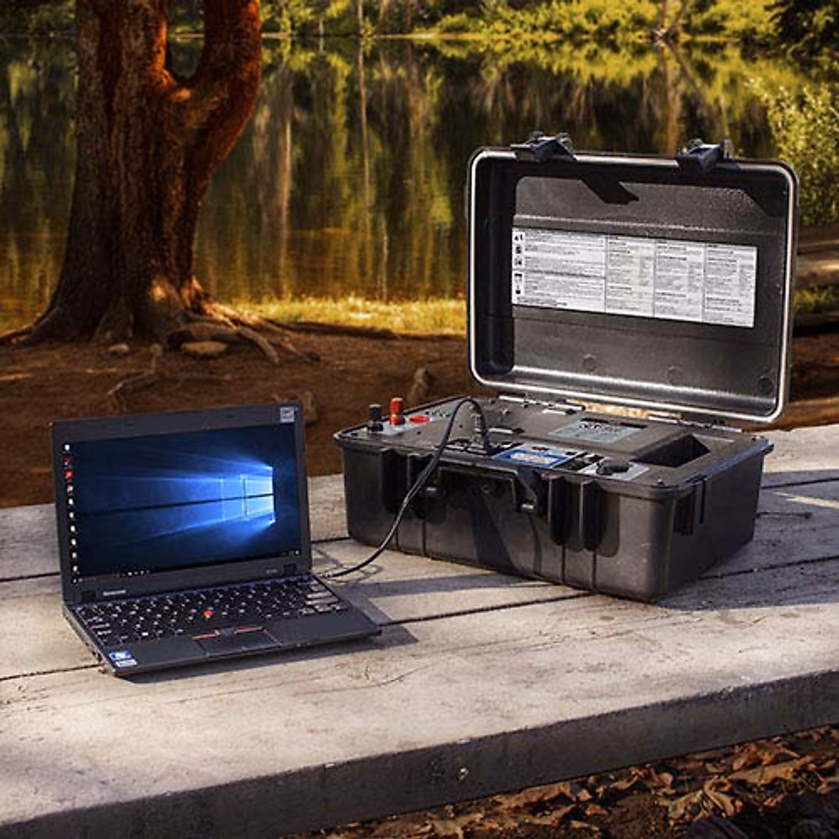 Wagan EL8822 Solar e Power generator Portable Solar Power Generator with 800W AC Power Inverter + 60W Solar Panel w/ USB Power Station Ports and AC/DC Outlets for Camping Emergency Outdoor Black