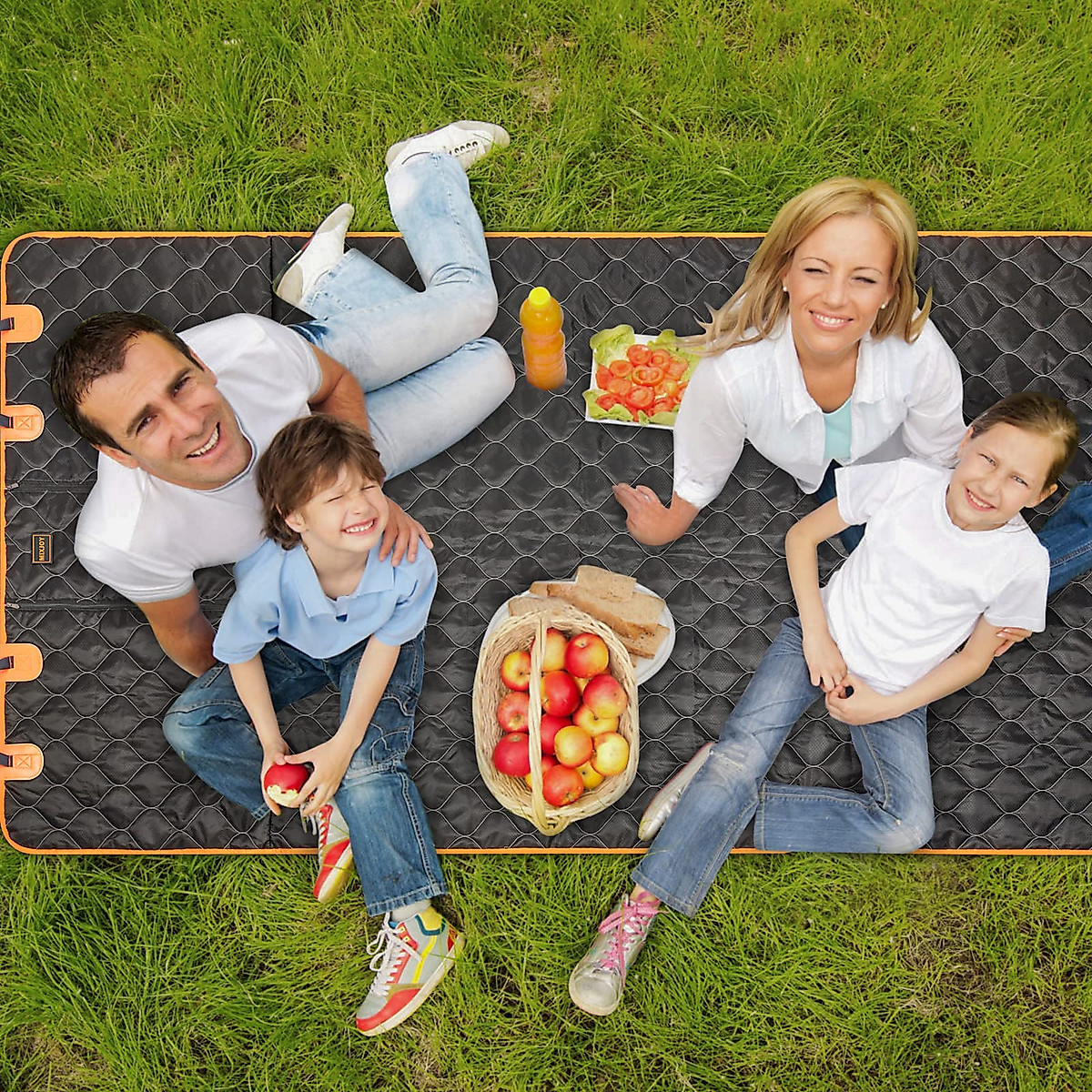 Trunk Cargo Liner for Dogs - Waterproof, Non-Slip Pet Car SUV Seat Cover with Bumper Flap Protector Washable Dog Accessories for SUV Trunk Sedans Vans, Universal Fit (90" L x 55" W)