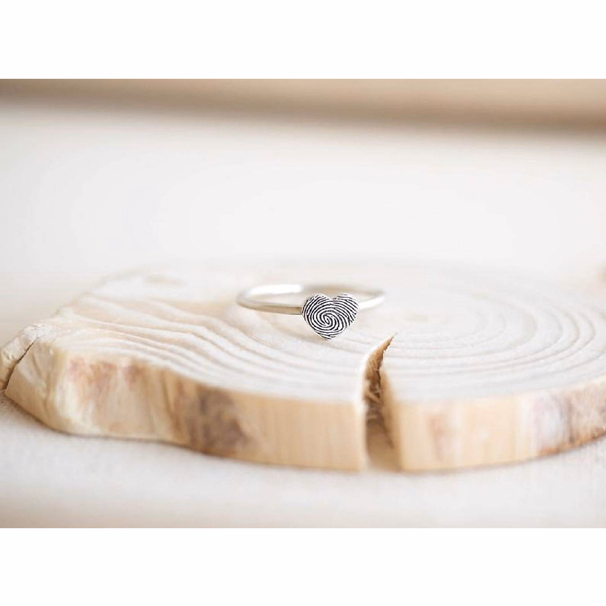 Molywoo Personalized Fingerprint Rings for Women Tiny Dainty Fingerprint Heart Ring Customized Jewelry for Mother Gift (7)