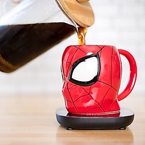 Uncanny Brands Spider-Man Mug Warmer with Spidey Molded Mug – Keeps Your Favorite Beverage Warm - Auto Shut On/Off