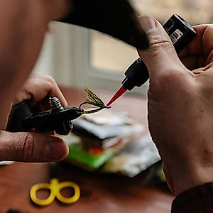 Loon Outdoors UV FLY TYING KIT (1/2 oz), 4 PCS