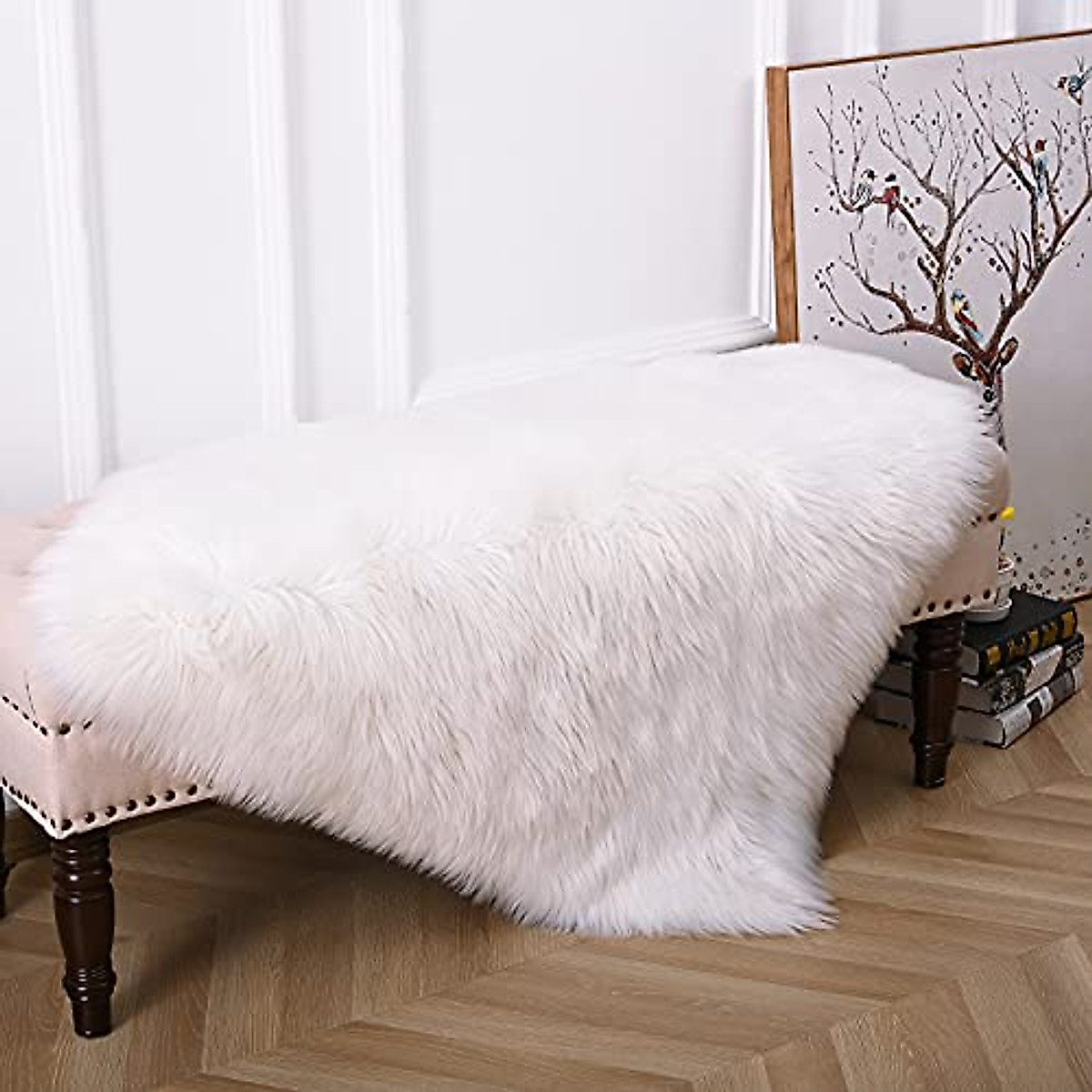 Fulie Ultra Soft Rug Faux Sheepskin Fur Area Rug, White Fluffy Shag Rug for Girls Bedroom Bedside Floor Carpets, Fuzzy Plush Rugs for Sofa Living Room Indoor Home Decor, 3x5 Feet
