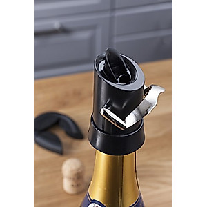 Vacu Vin Champagne Saver & Server - Black - 1 Stopper-Pourer - Keep Champagne Fresh for Up to a Week with Airtight Seal - Vacuum Pump with Champagne Bottle Stopper and Pourer