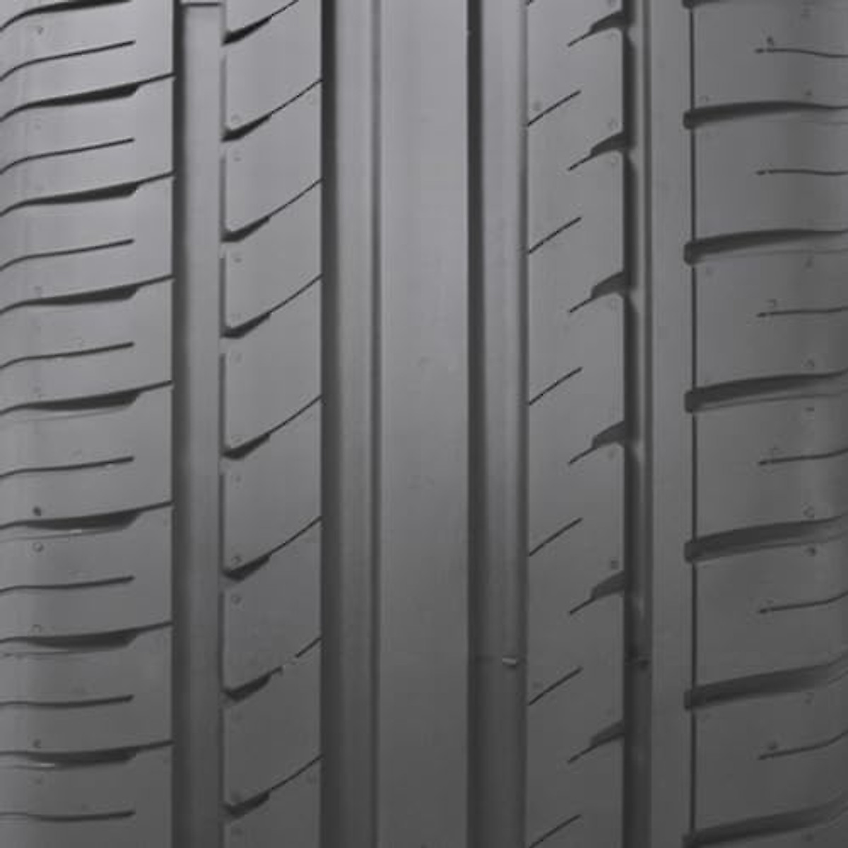 GT Radial Champiro HPY 255/35ZR18 94Y XL