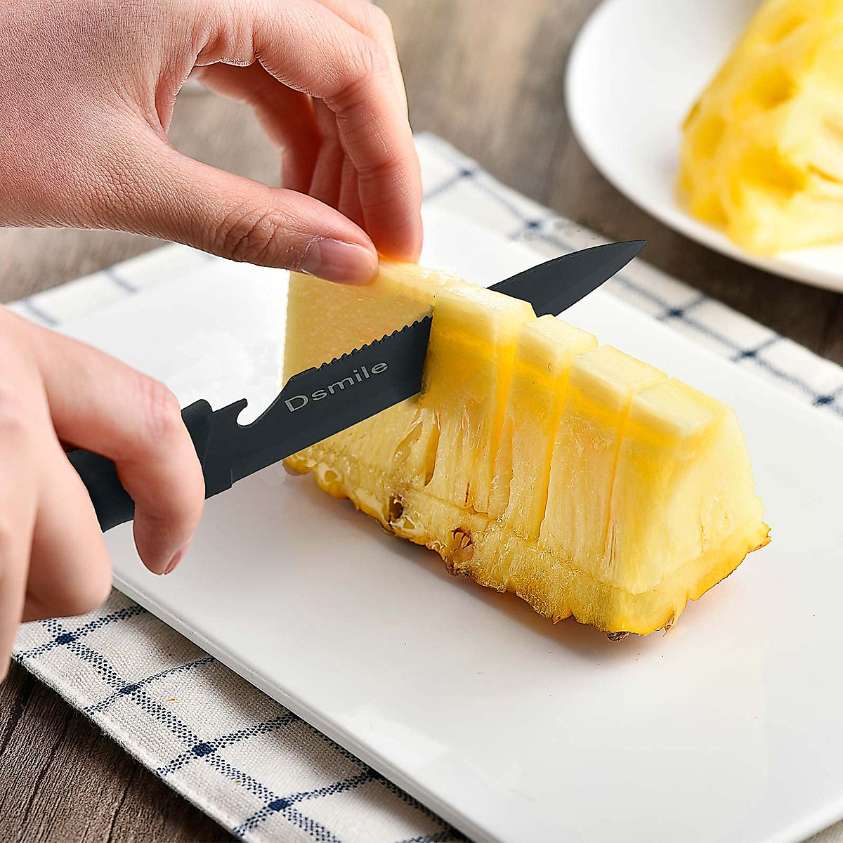 Dsmile 4 PCS Kitchen Knife Set,Black Stainless Steel Knives with Knife Covers,Non-Stick Coated Stainless Steel Blades for Cutting,Slicing & Dicing