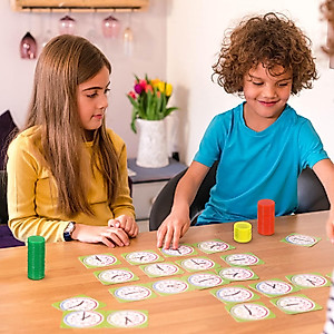 ifundom Bingo Chips, 6 Colors 300 Pcs Small Plastic Learning Counters Disks Bingo Chip Counting Discs Markers for Math Practice and Poker Chips Game Tokens