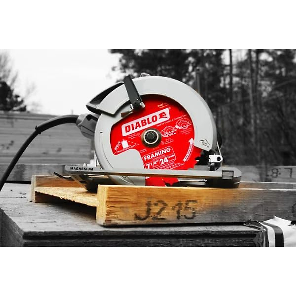 Diablo D0724A 7 1/4" Circular Saw Blade, 24 Tooth Framing Saw Blade 10 Pack, Tape Measure Included