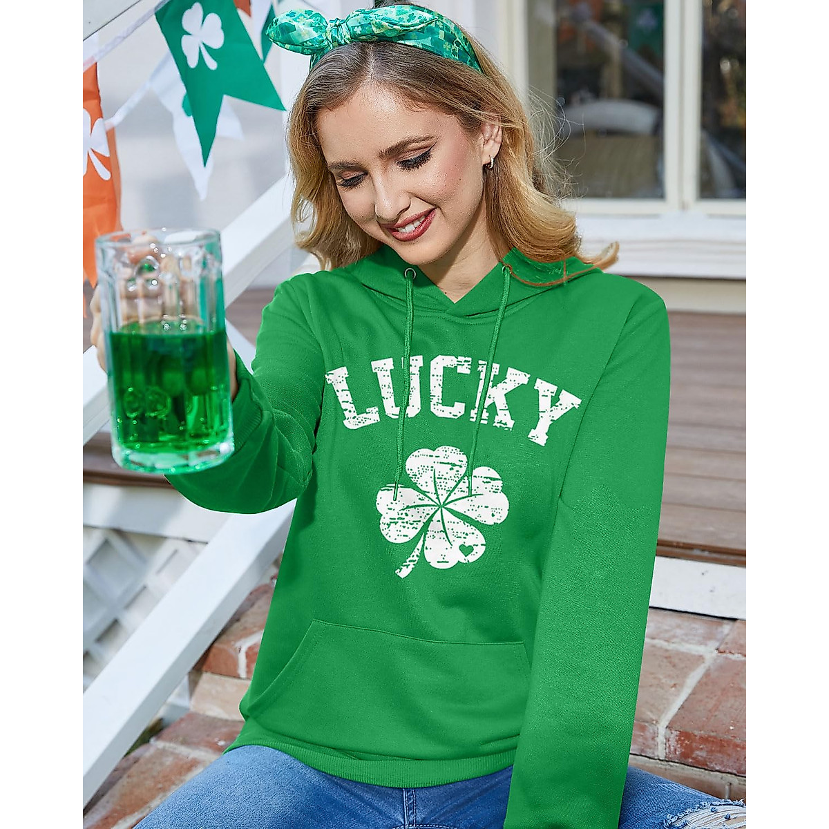 St Patrick's Day Women Green Long Sleeve Sweatshirt Graphic Print Shamrock Four Leaf Hoodie Lucky Clover M