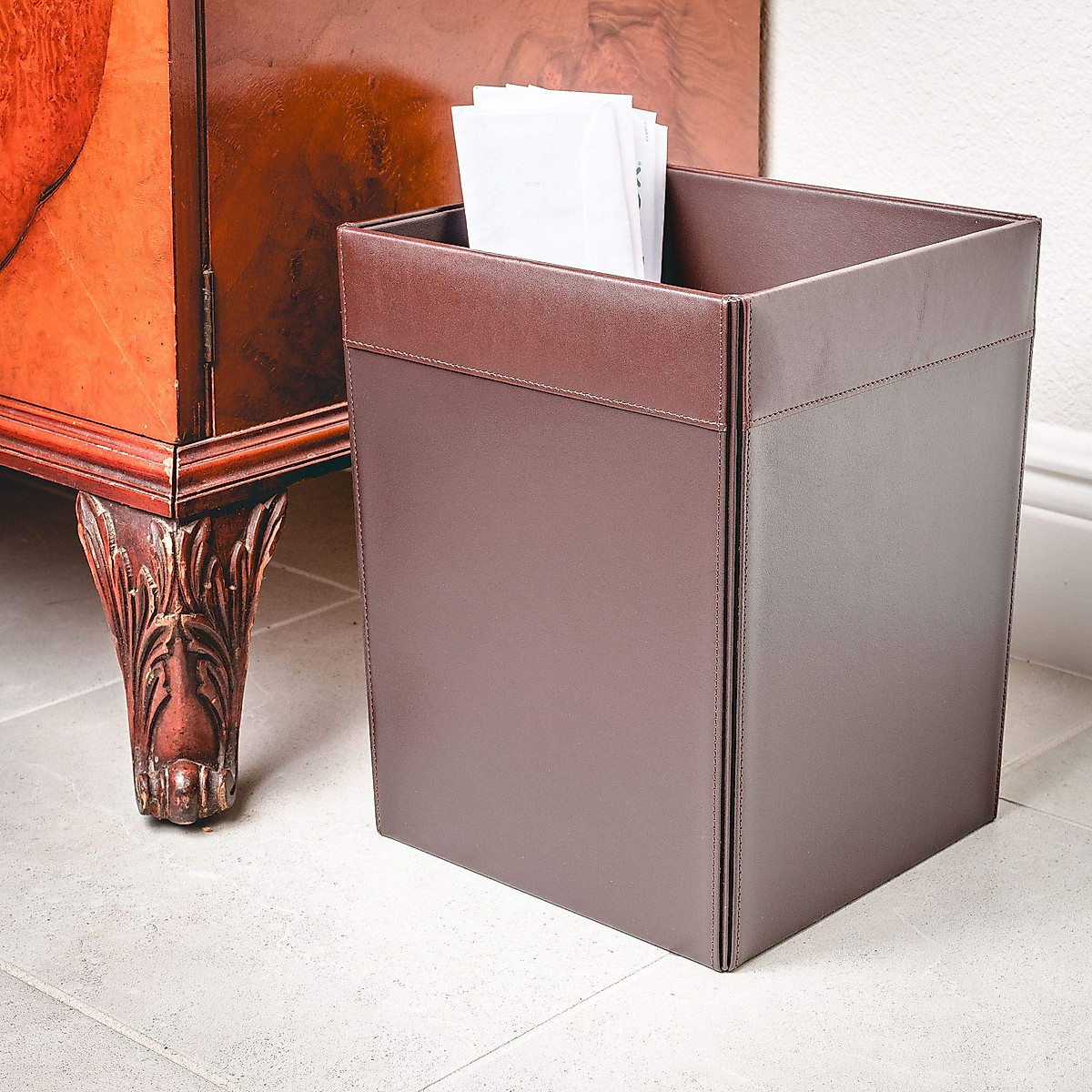 Dacasso Chocolate Brown Leather Waste Basket