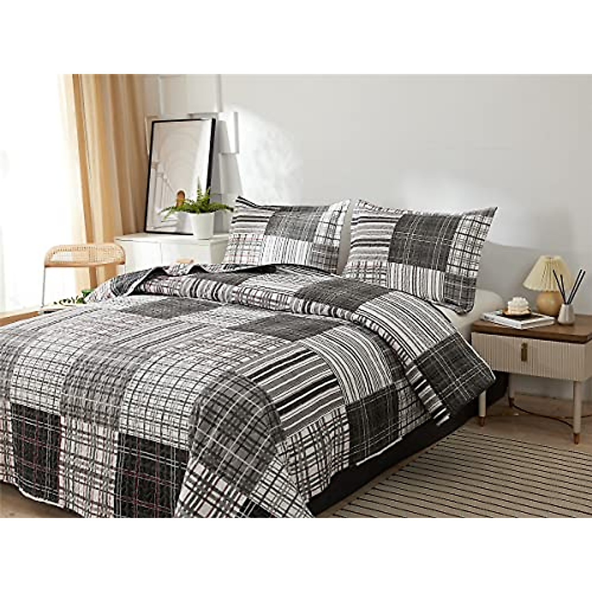 Queen Size Quilt Set Bedding Plaid Patchwork Bedspread Set Soft Lightweight Quilt Bedspread Bedding Black White Grey Plaid Stripe Modern Quilts Patchwork Coverlet Mens Home Quilt for Queen Bed