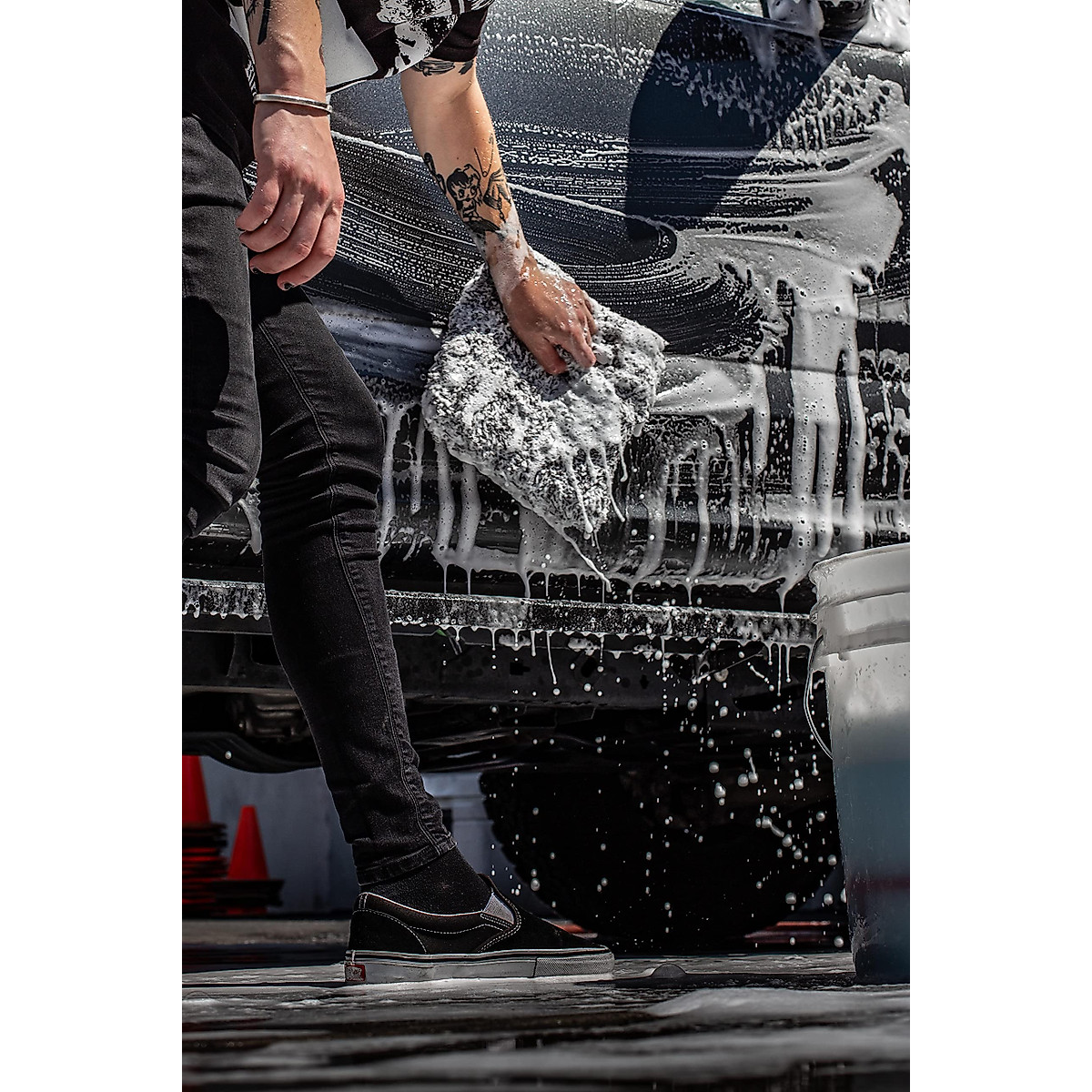 Adam's Microfiber 10” Car Wash Pad - Car Sponge Wrapped in Soft, Plush Fiber Cloth Material, Safe Washing with Any Car Soap, Bucket, Foam Gun, Foam Cannon, Other Cleaning Supplies