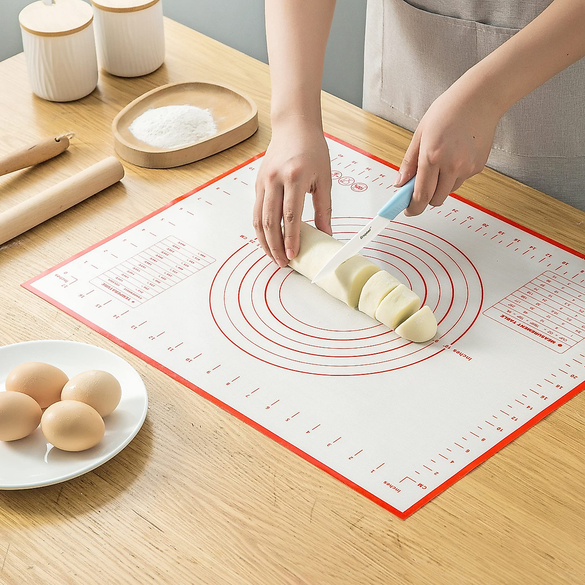Non Slip Silicone Pastry Mat with Measurements Nonstick, 16 x 20 Inch Thick Baking Mat for Rolling out Dough Red Food Grade Silicone Baking Mats for Cookie, Cake, Pizza