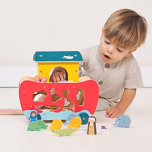 Tender Leaf Toys - Wooden Noah’s Ark Animal Shape Sorter Toy - Encourages Imaginative Play, Improves Recognition and Problem Solving Skills - 18M +