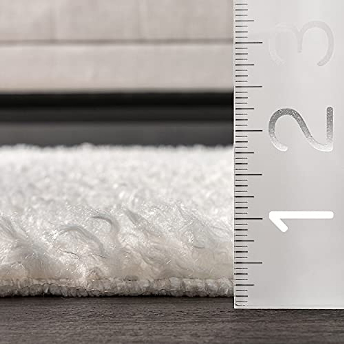 nuLOOM Marlow Machine Washable Soft Shaggy Faux Sheepskin Area Rug, 5' x 8', White