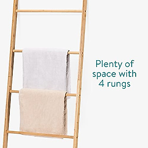 Navaris Bamboo Towel Ladder - Wood Rack for Towels, Clothes, Blankets - Wall Leaning Wooden Rack for Bathroom, Bedroom - 4-Tier Towel Holder Stand